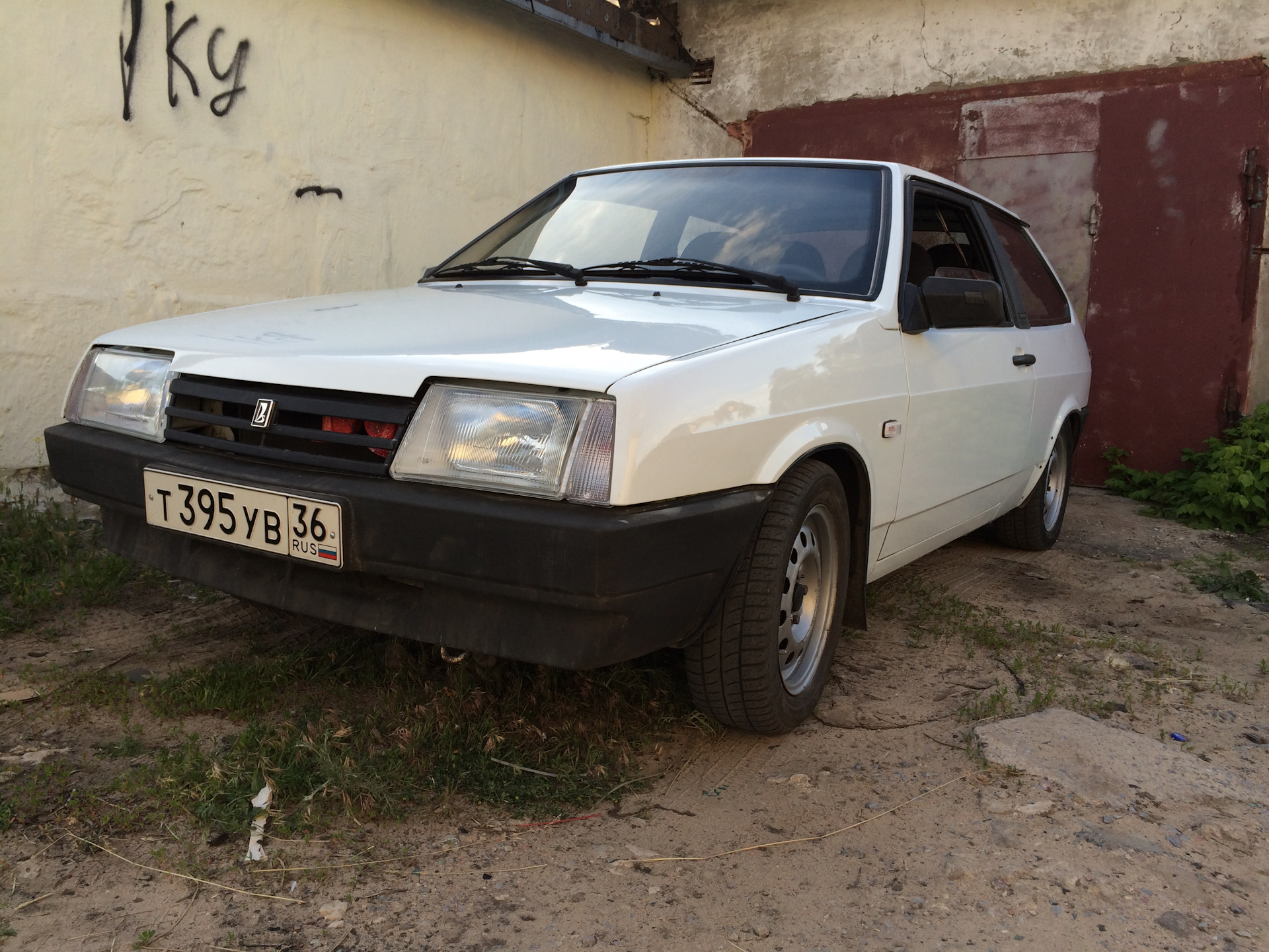 Двигатель и салон с 99 переместились в 08 — Lada 2108, 1,5 л, 1997 года ...