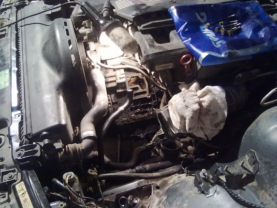 Замена насоса ГУРа — BMW 5 series (E39), 2,2 л, 2002 года | запчасти ...