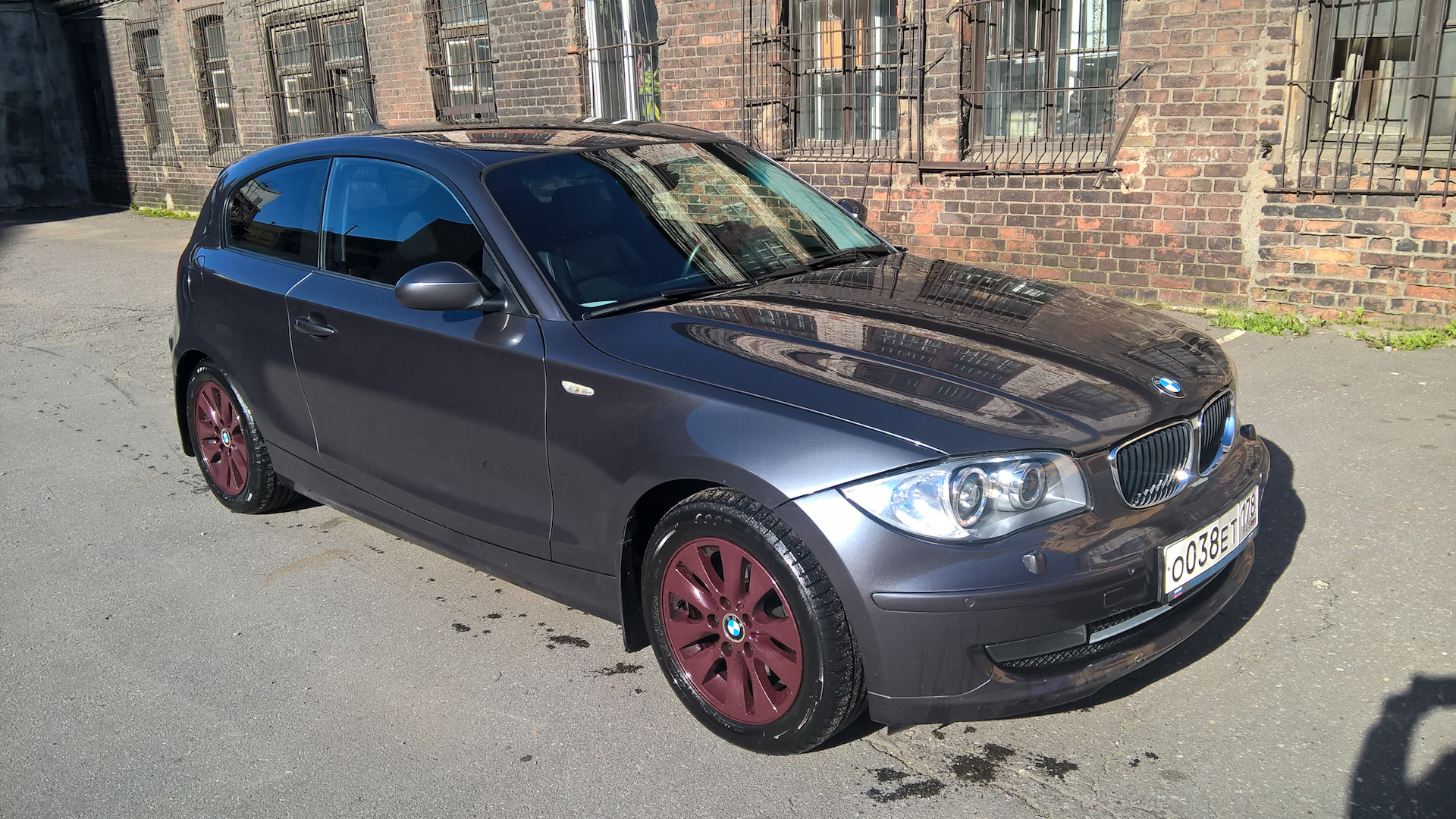 Как вам новый цвет? — BMW 1 series (E81/E87), 2 л, 2008 года | колёсные диски | DRIVE2