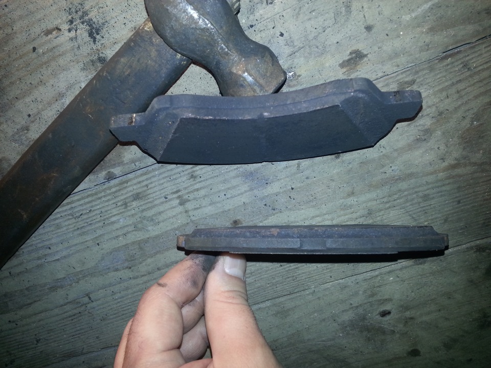 Передние колодки. — KIA Rio (3G), 1,6 л, 2014 года | своими руками | DRIVE2