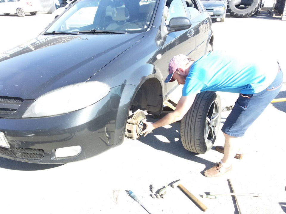 Дребезжание правого заднего суппорта. — Chevrolet Lacetti 5D, 1,6 л ...