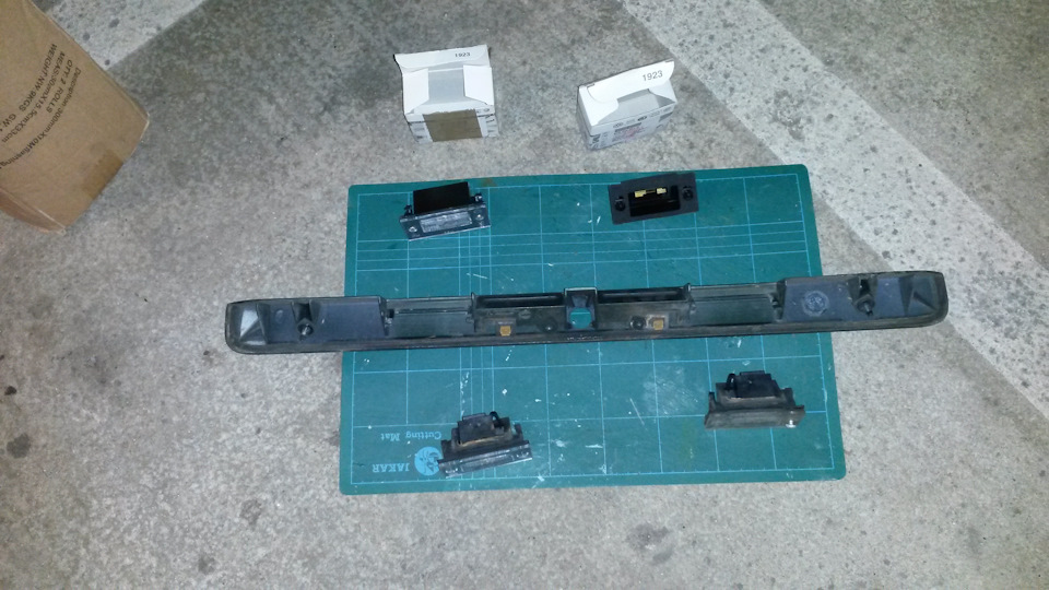 Мелочи но все равно приятно — Audi A4 Avant (B5), 1,8 л, 2000 года ...