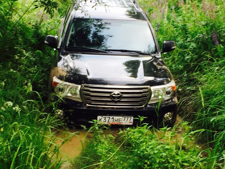 Запись от 3 сентября 12:37 — Toyota Land Cruiser 200, 4,5 л, 2013 года | фотография | DRIVE2