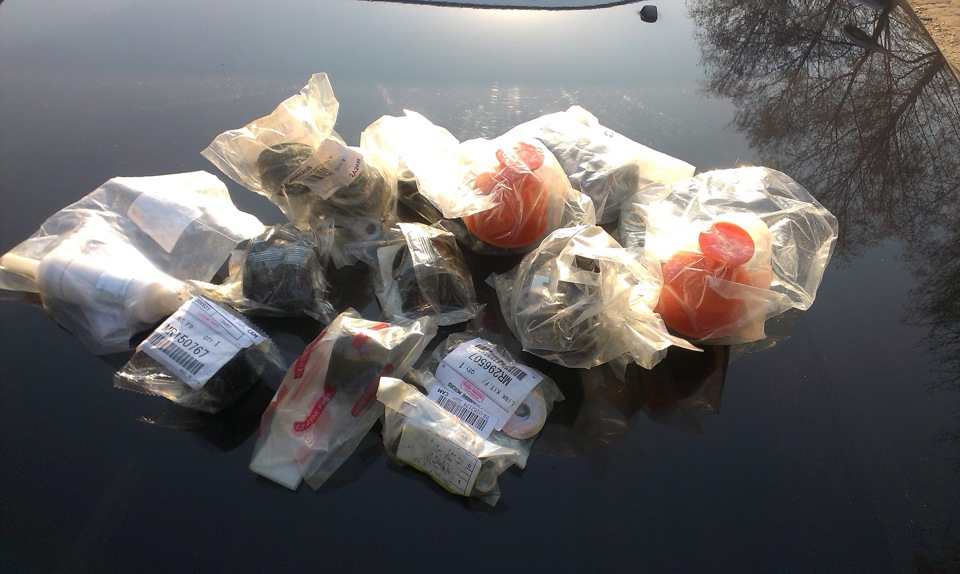 MR296507 Стойка, стабилиз.пер.подвес, цент Mitsubishi | Запчасти на DRIVE2