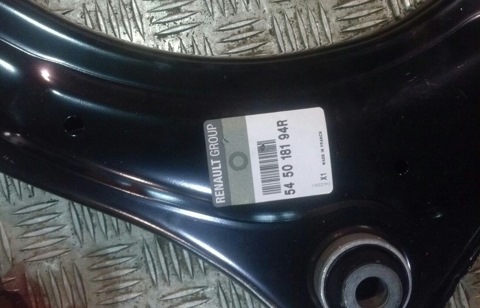 545018194R Рычаг ниж пер л RENAULT | Запчасти на DRIVE2