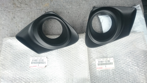 8148112180 Накладка фары противотуманной E140/E150. TOYOTA LEXUS ...