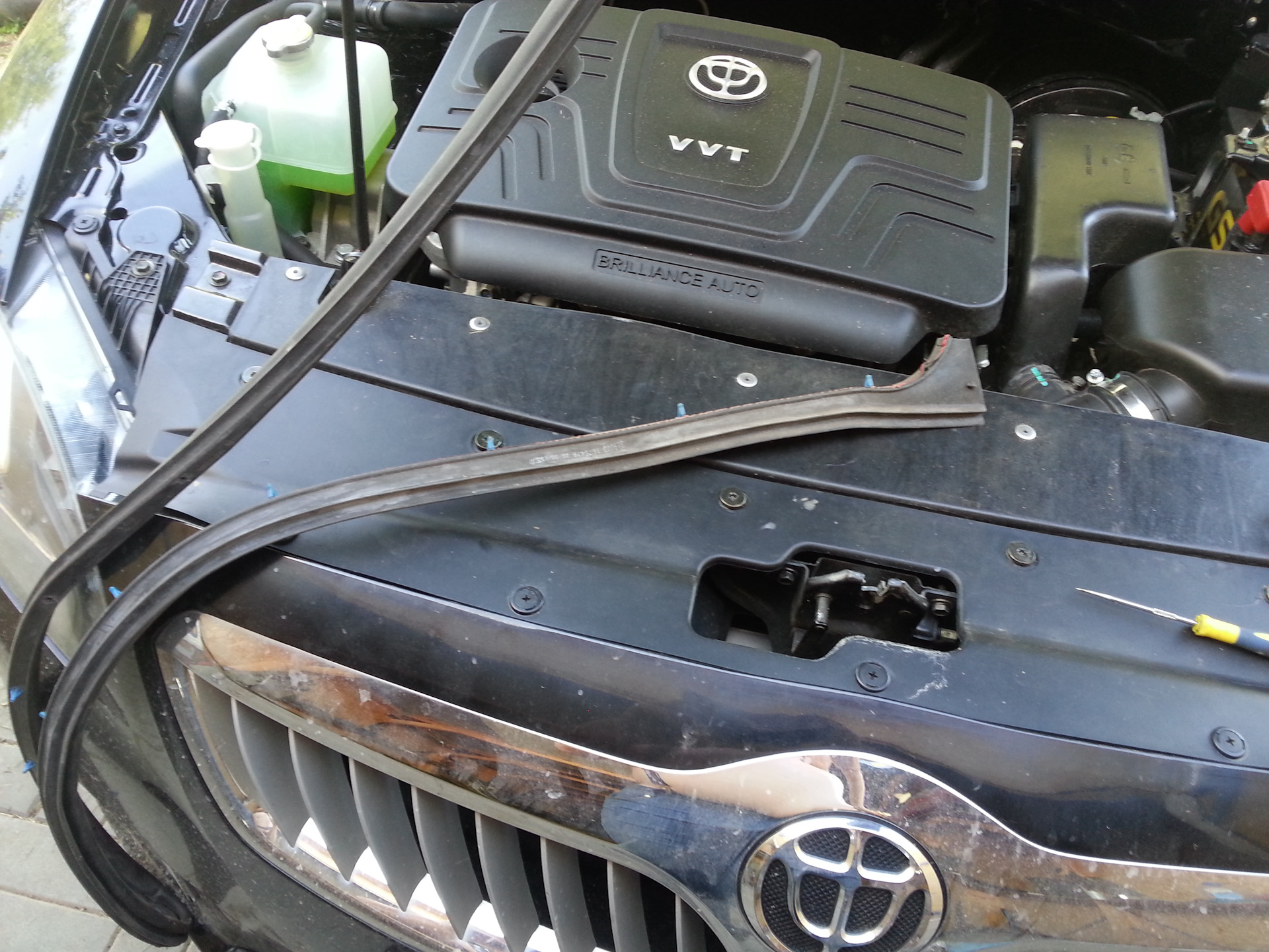 Уплотнитель под капот — Brilliance H530, 1,6 л, 2014 года | тюнинг | DRIVE2