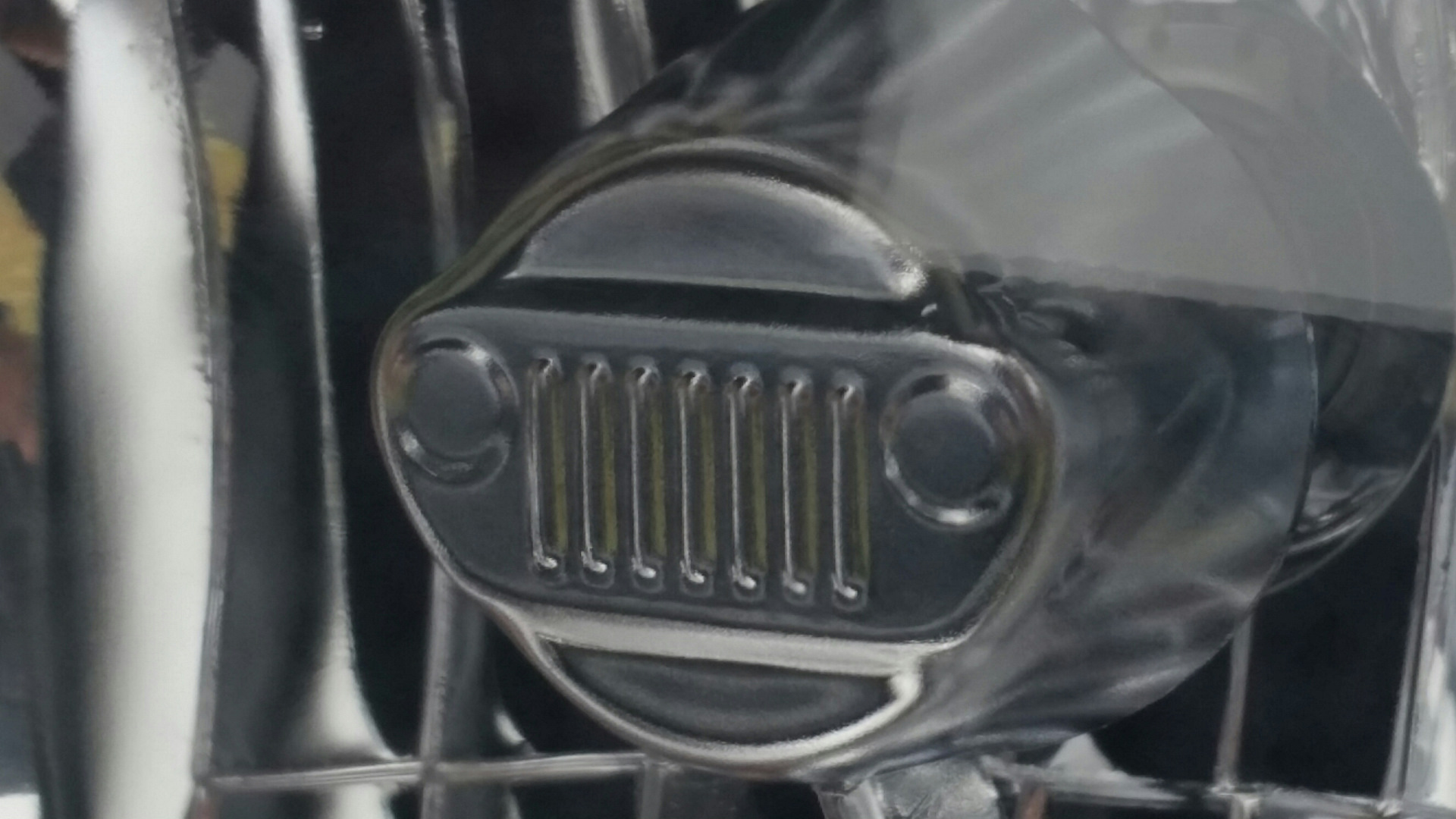 Логотип в головном свете — Jeep Compass (1G), 2,4 л, 2016 года ...