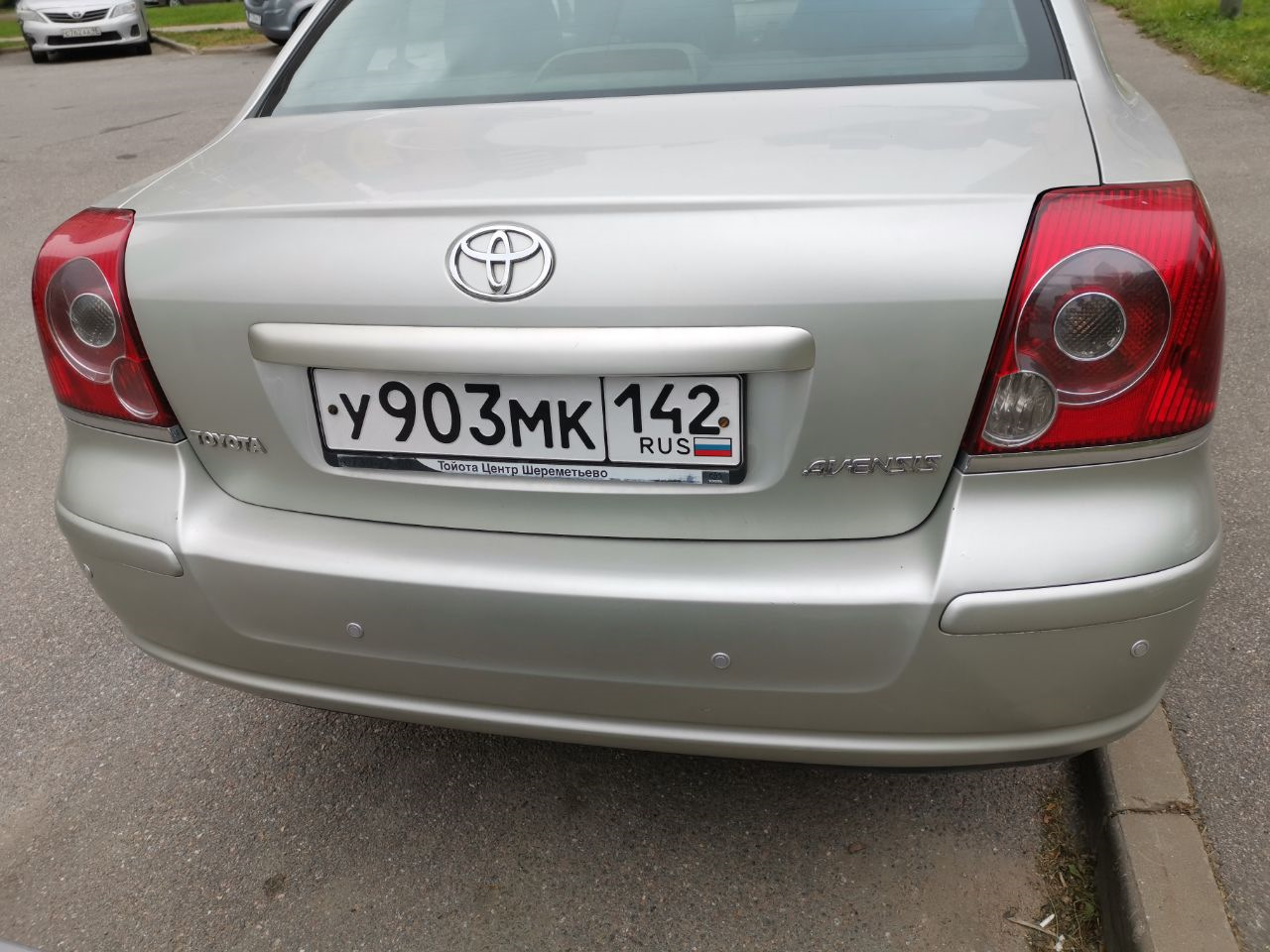 Парктроники Parkmaster 238 — Toyota Avensis II, 1,8 л, 2007 года | аксессуары | DRIVE2