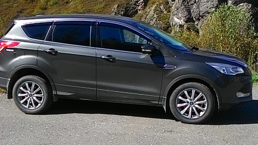 Ford Kuga (2G) 2.5 бензиновый 2015 | Magnetic на DRIVE2