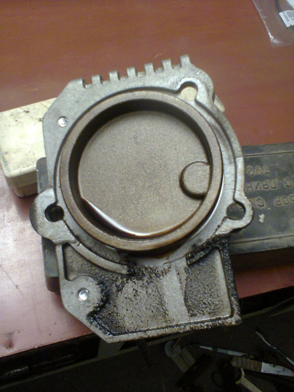 Замена сальника модуля зажигания — Daewoo Lanos, 1,5 л, 2008 года ...