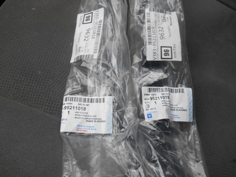 95211018 Поводок стеклоочистителя лобового стекла левый / Chevrolet ...