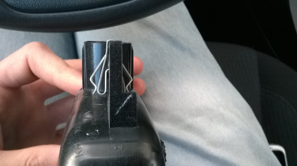 Решил проблему с клипсой — Renault Laguna III, 1,5 л, 2008 года ...