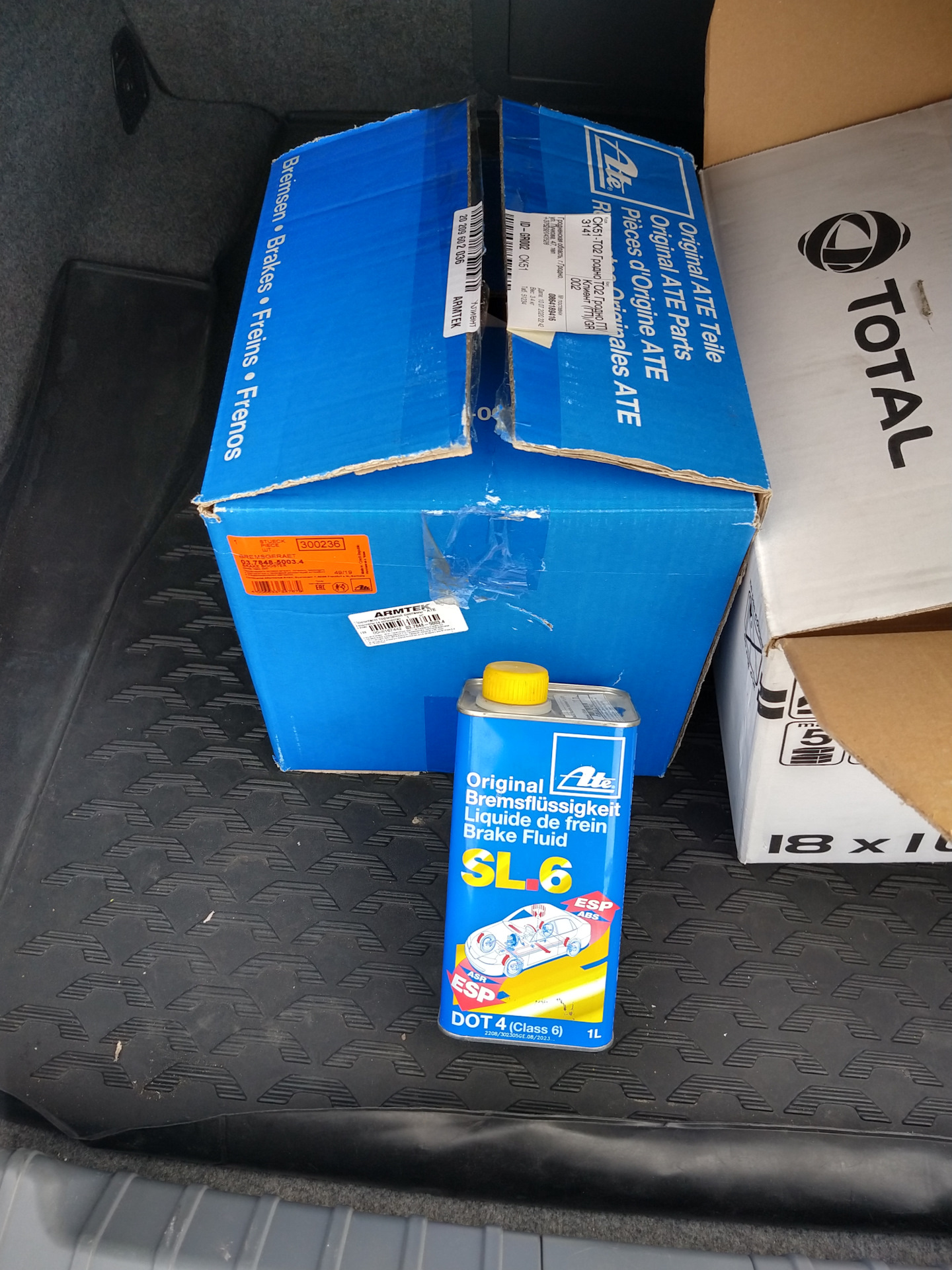 Замена вакуумного усилитель — BMW 3 series (E90), 3 л, 2005 года ...