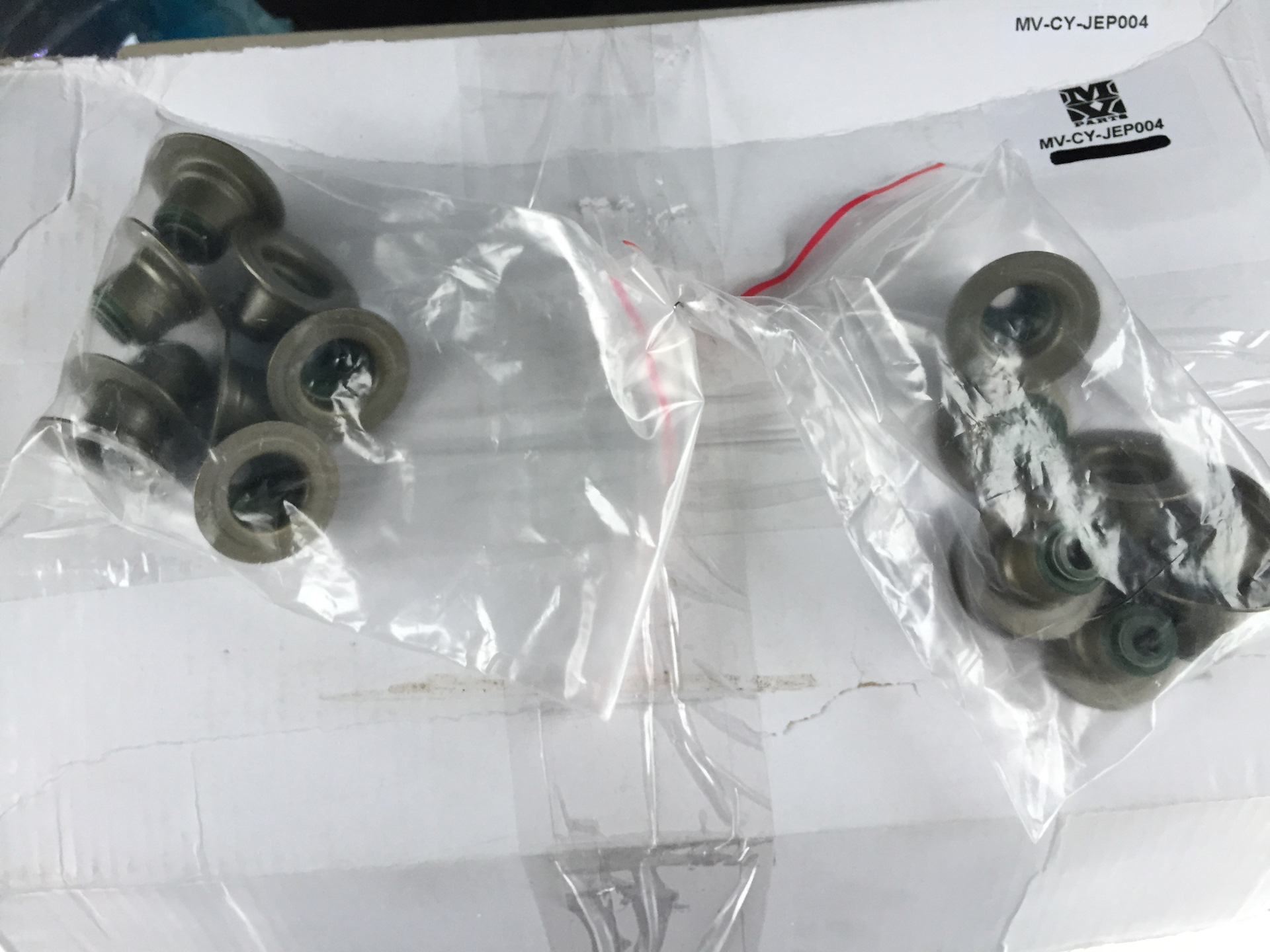 Прикупил запчастюлик… — Jeep Grand Cherokee (WK), 4,7 л, 2005 года ...