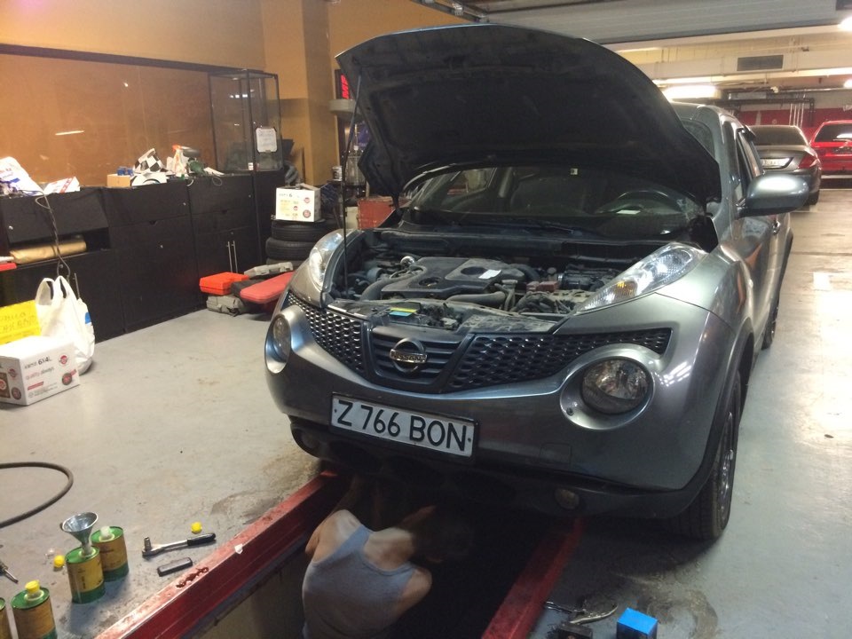 Замена масла — Nissan Juke (1G), 1,6 л, 2011 года | визит на сервис ...