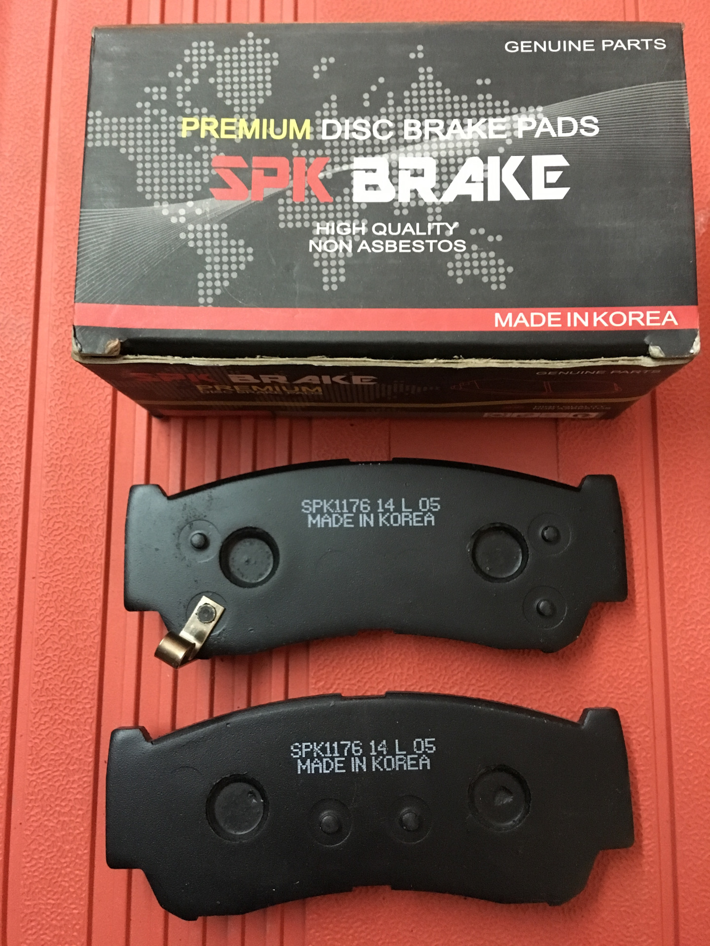 Внеплановая замена задних колодок — Hyundai Santa Fe (2G), 2,2 л, 2006 ...