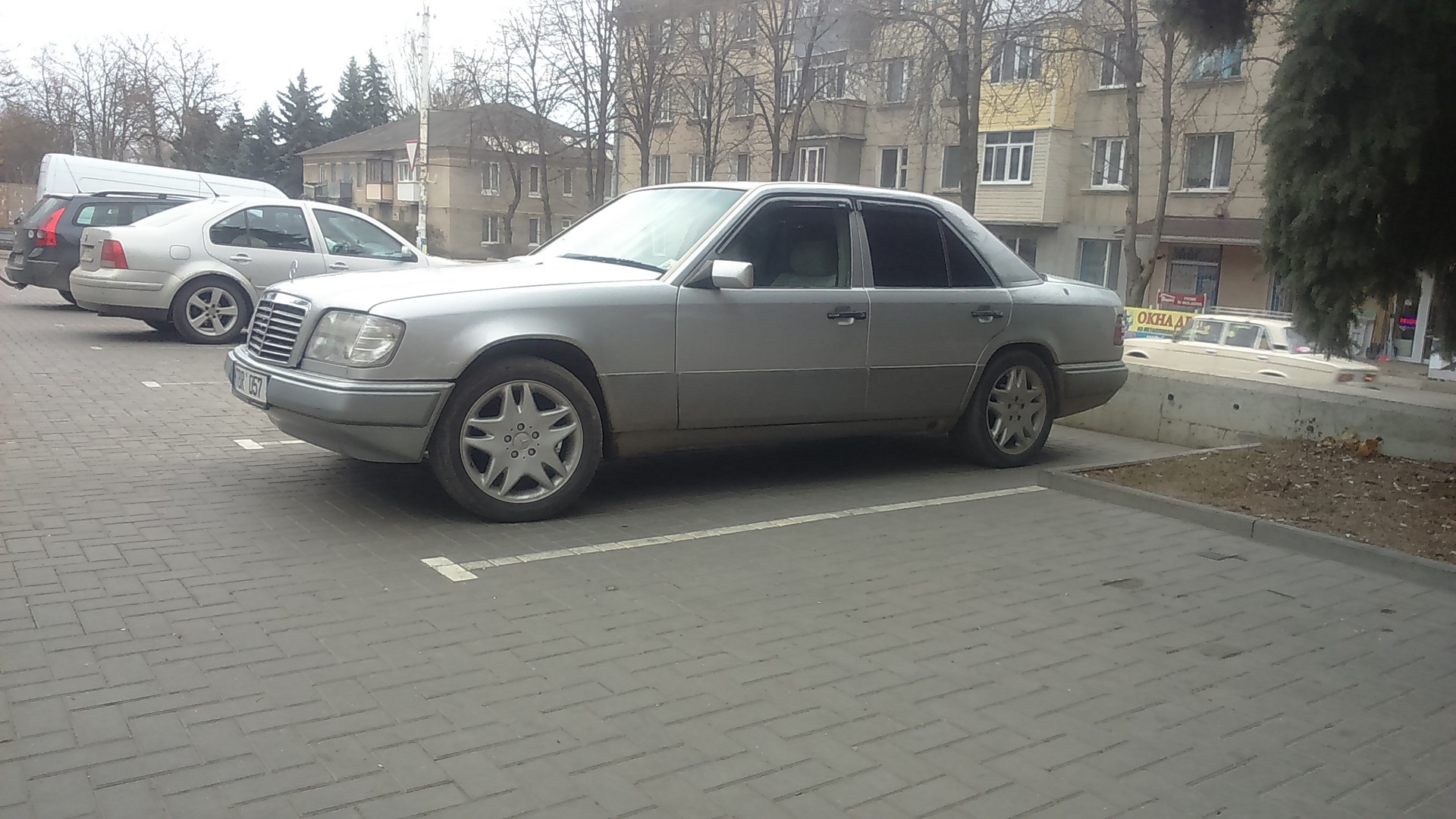 Mercedes-Benz E-Class (W124) 2.2 бензиновый 1990 | 2,2 (150) АКПП на DRIVE2