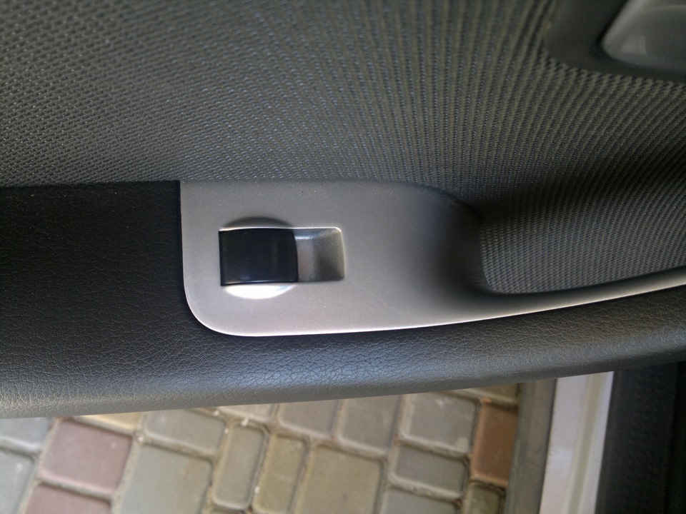 Замена кнопок стеклоподъемников. — Audi A4 Avant (B6), 2,5 л, 2003 года ...