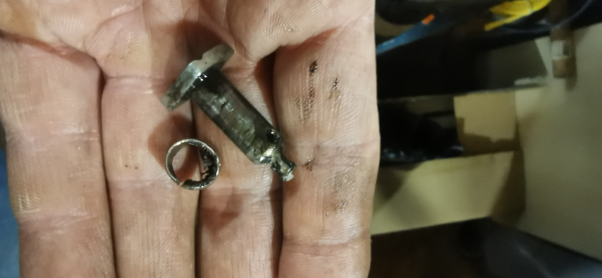 Устранение люфта педали сцепления — Subaru Forester (SG), 2,5 л, 2007 ...