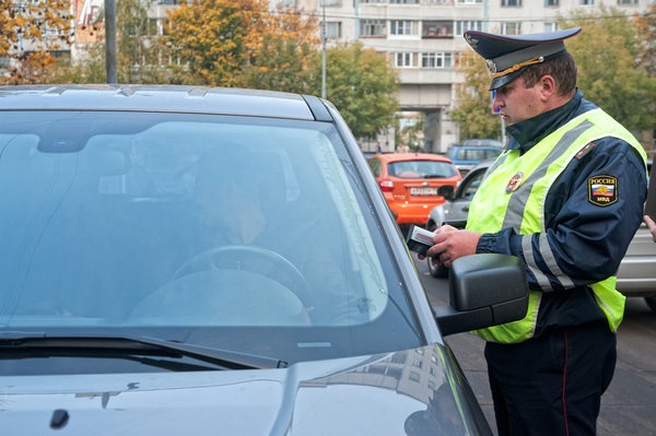 Как общаться с инспектором ГИБДД: готовится специальный документ — DRIVE2