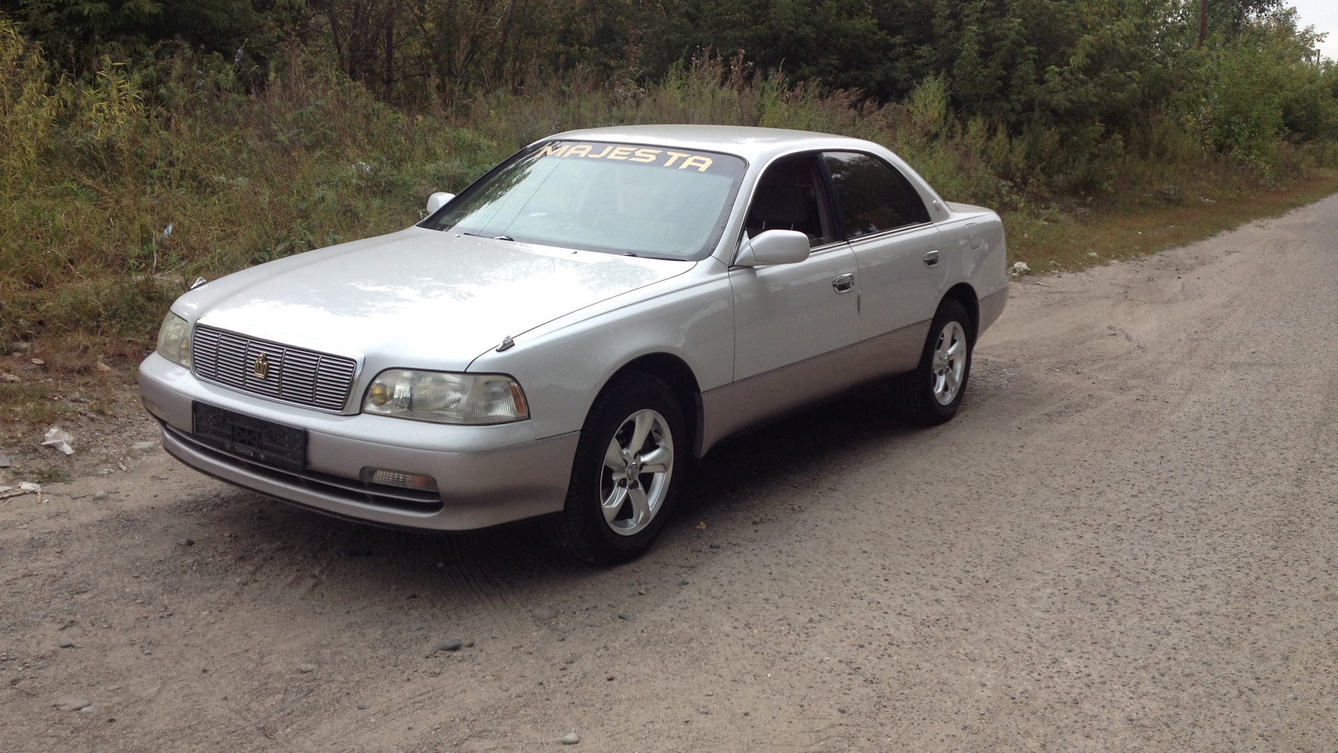Toyota Crown Majesta (S140) 3.0 бензиновый 1994 | лакшери за миллион на DRIVE2