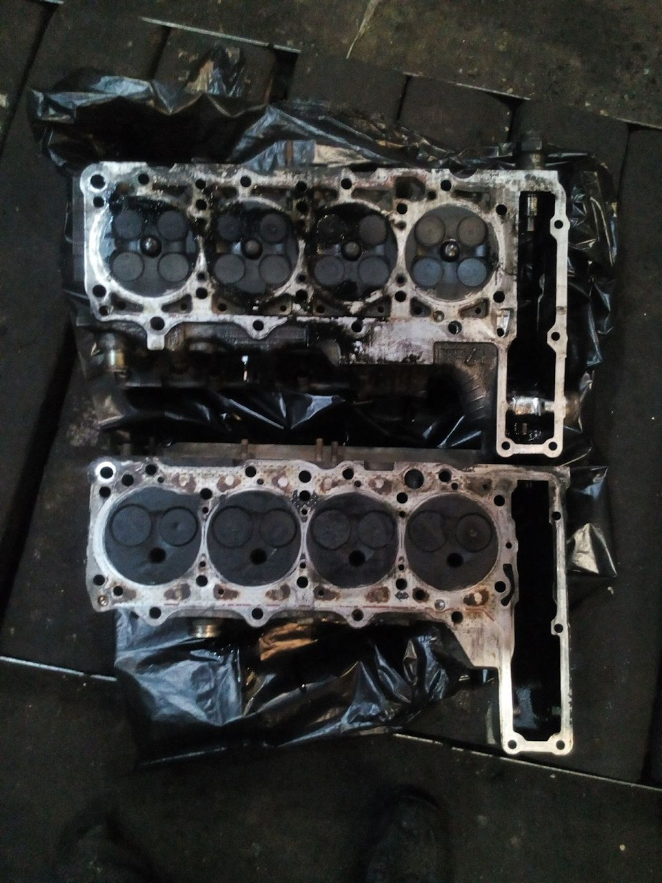 Фото на память. Головки OM604 и OM661. — DRIVE2