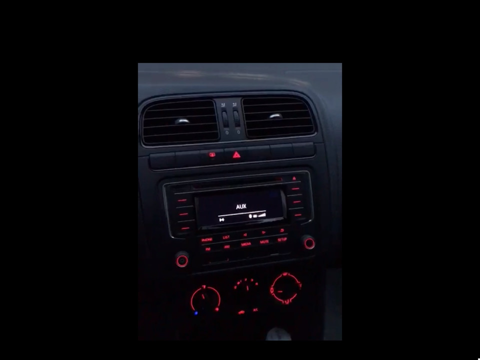 Установка магнитолы MIB GLOBAL STANDARD RCD 320G в Volkswagen Polo — DOLCAR на DRIVE2