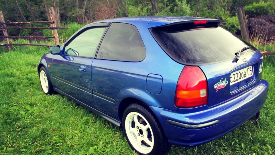 Как и обещал снял видео разгона на B20B — Honda Civic Hatchback (6G), 2 ...