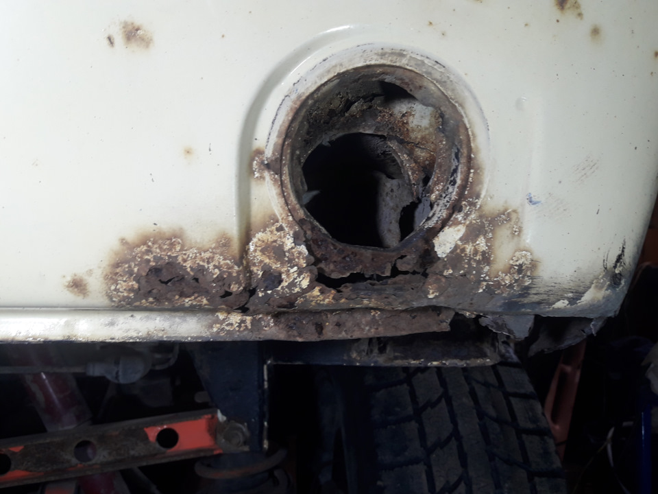 Замена панели задка___† …(0_о) — Lada 4x4 3D, 1,6 л, 1986 года ...