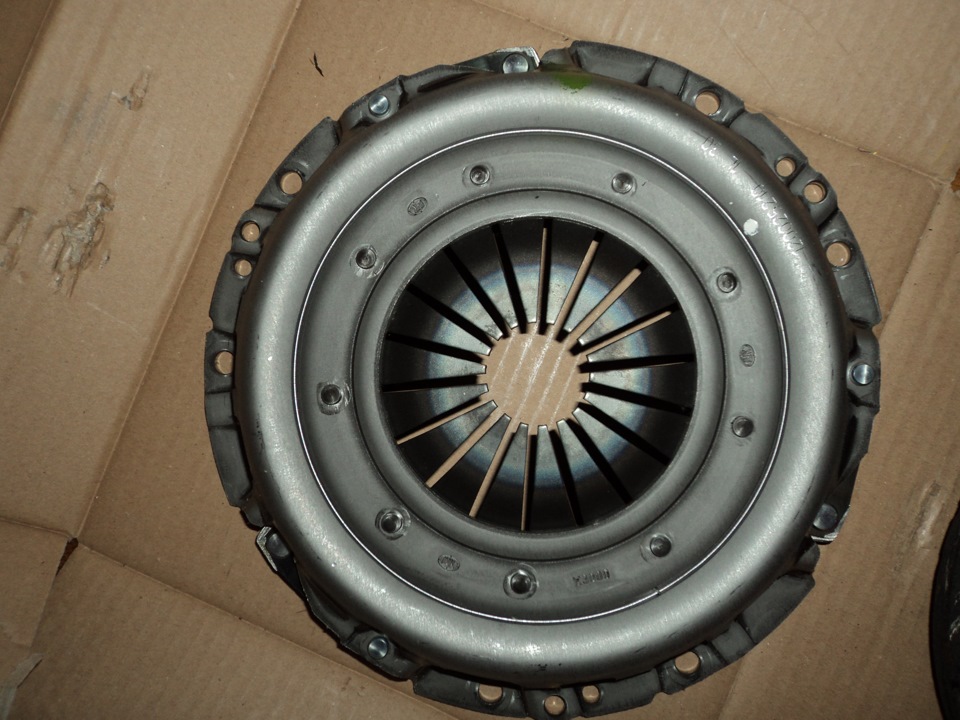 Сцепление. Часть 1 Покупка. — Lada 21102, 1,5 л, 2003 года | поломка ...