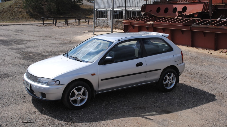 Mazda 323 V 1.5 бензиновый 1998 | P Silver на DRIVE2