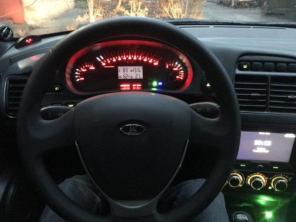 Ну вот и руль приора 2 — Lada 21104, 1,6 л, 2010 года | аксессуары | DRIVE2