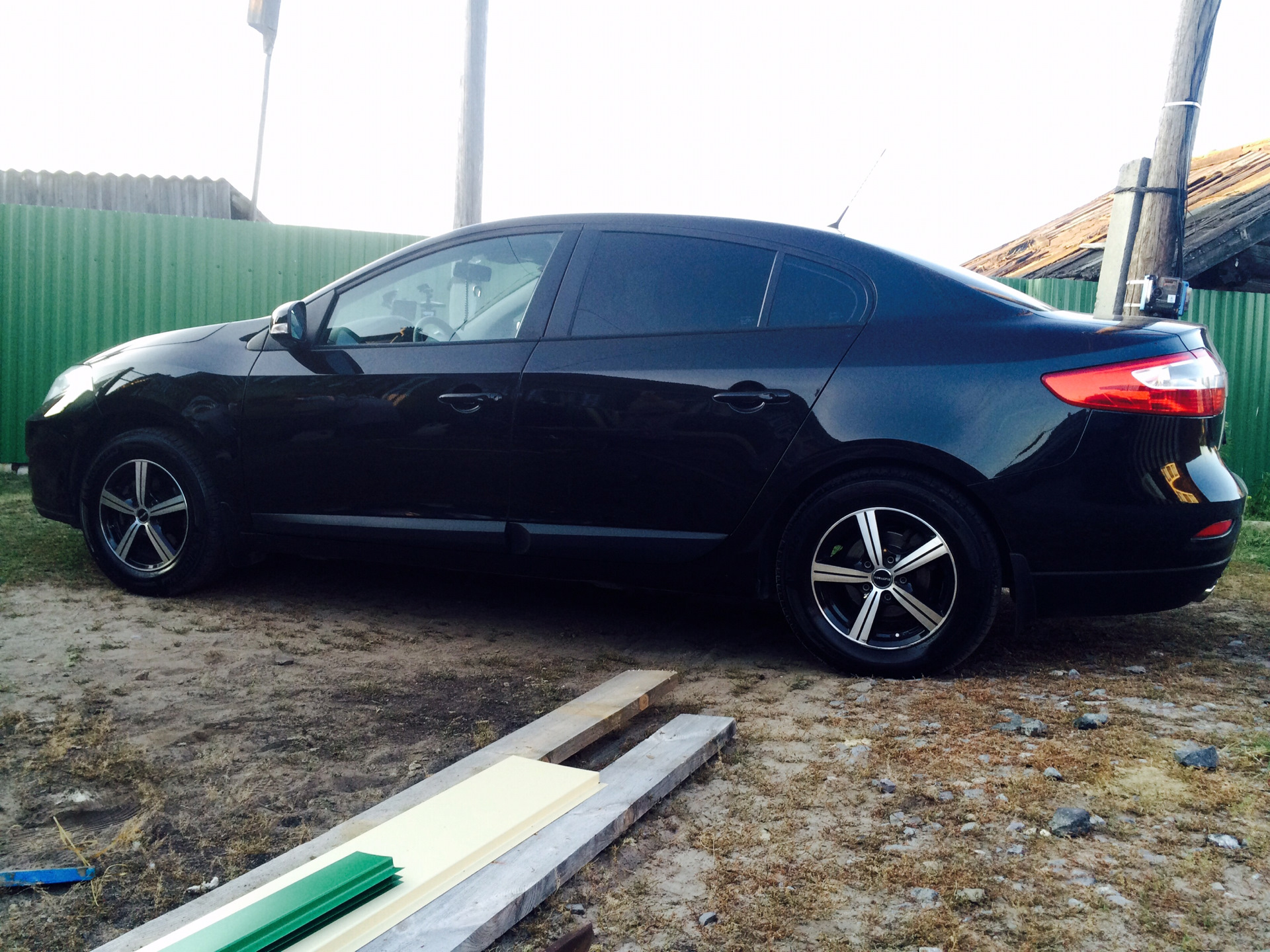 резина-кто не знал тому будет интересно — Renault Fluence, 1,6 л, 2011 года | шины | DRIVE2