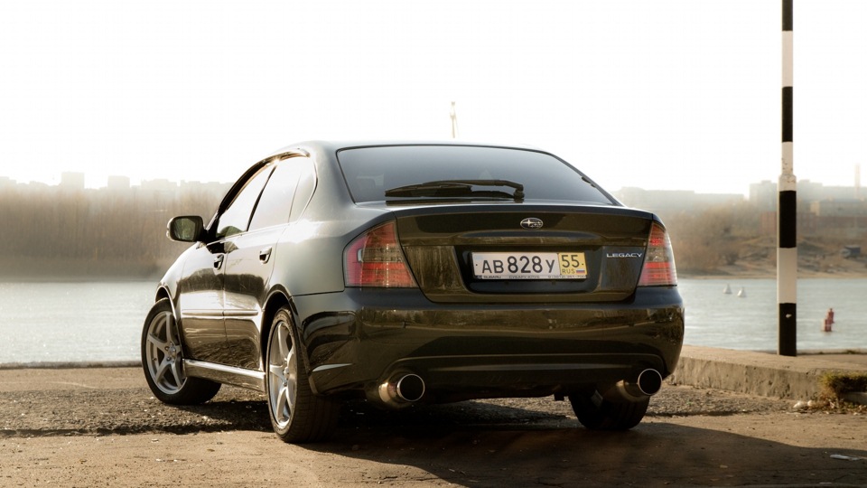 Subaru Legacy B4 (BL) 2.0 бензиновый 2003 | GT MT "BLack DREAM" на DRIVE2