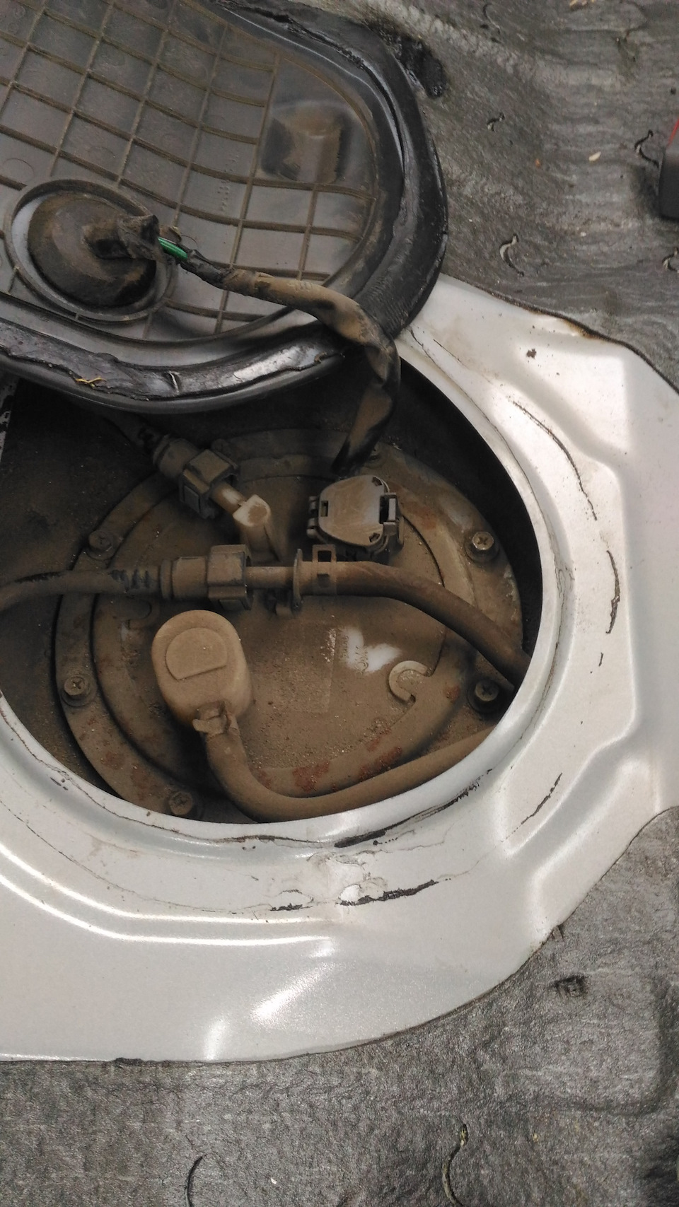 Меняем топливные фильтры . — DRIVE2