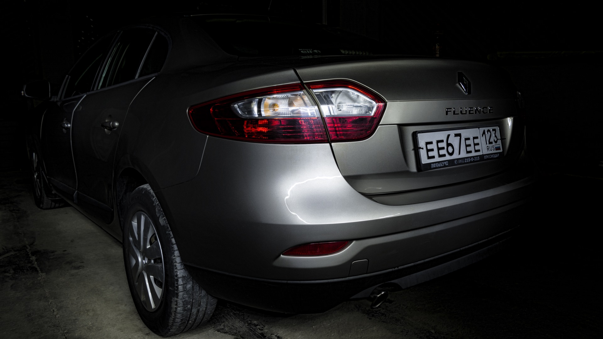 Renault Fluence 1.6 бензиновый 2011 | 1,6 АКПП на DRIVE2