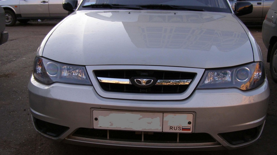 Mitsubishi lancer X vs Daewoo Nexia — Daewoo Nexia (N150), 1,5 л, 2009 ...