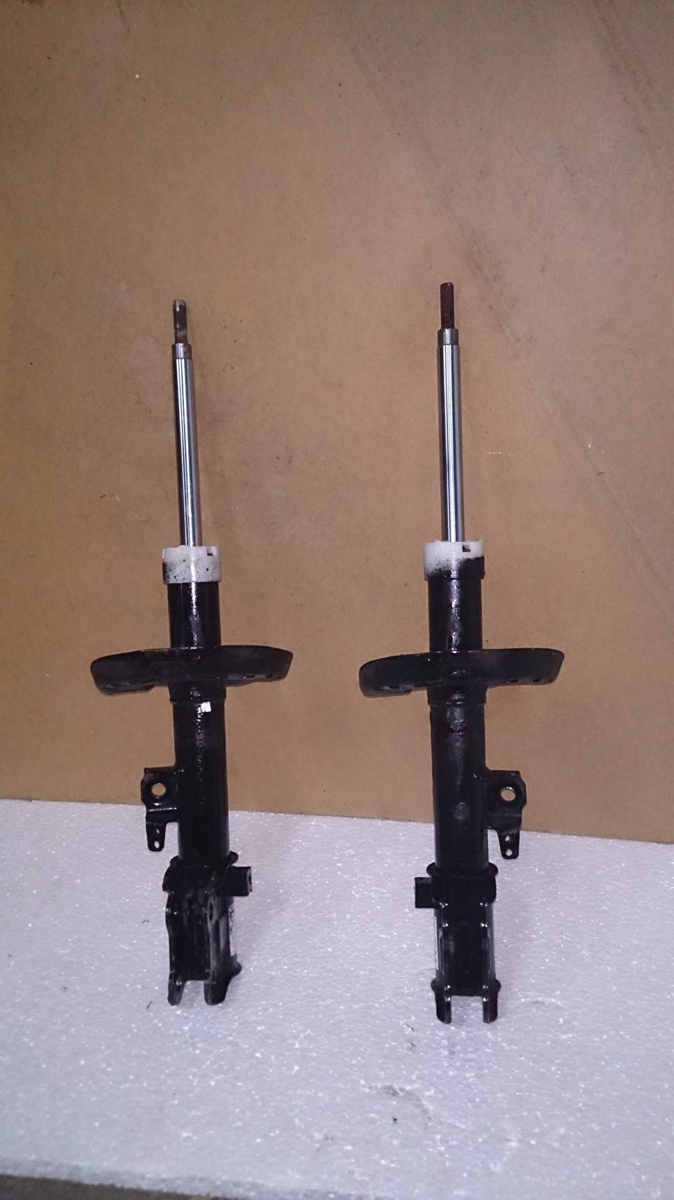 Продам запчасти (подвеска, задние фонари, накладки бампера) — KIA Soul ...