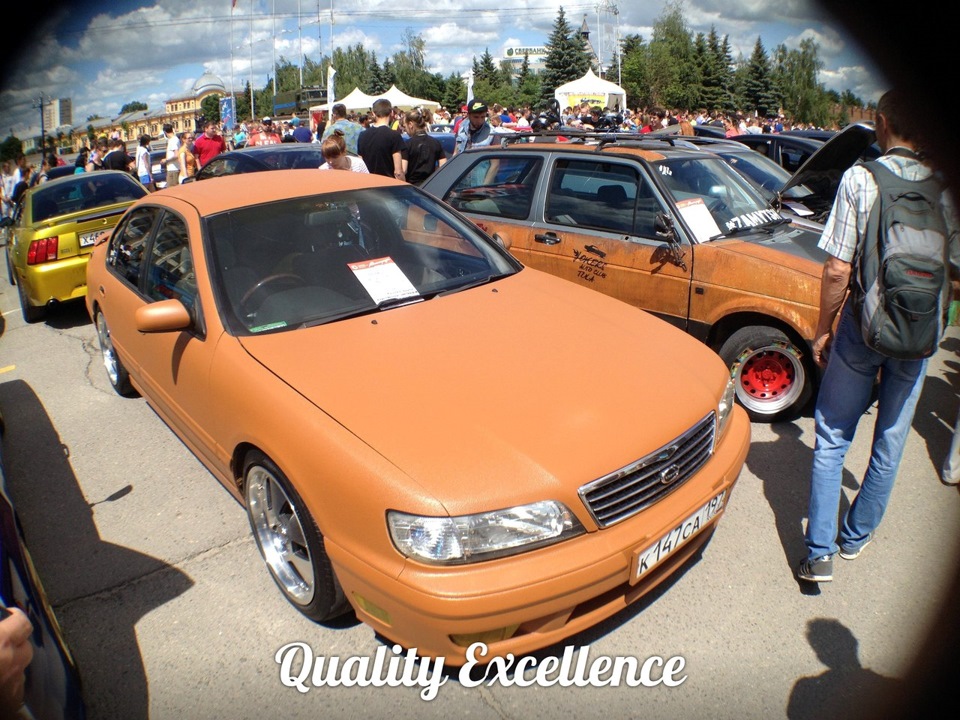Шоу "Автострада" в Туле 2015 — Nissan Cefiro (A32), 3 л, 1994 года ...
