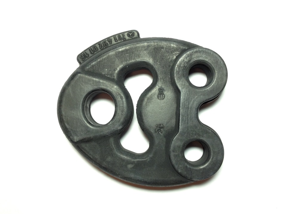 Покупка деталей, необходимых для установки выпускной системы AMG ...