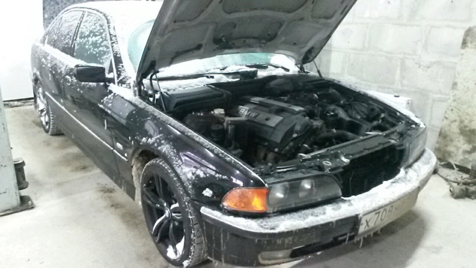 Помпа — расходник — BMW 5 series (E39), 2,5 л, 1998 года | своими ...