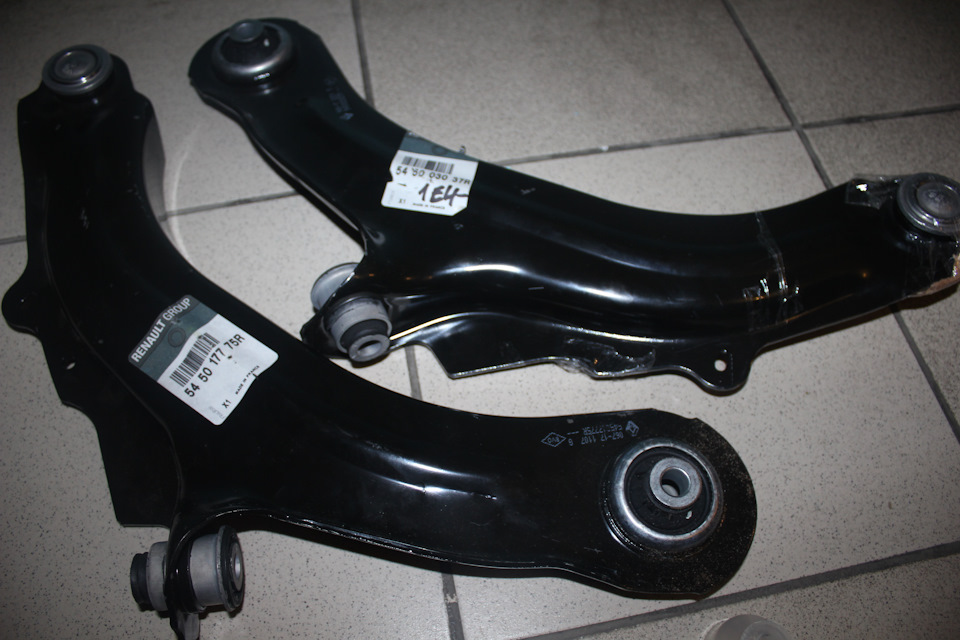 Рычаги — Renault Megane II, 1,6 л, 2008 года | запчасти | DRIVE2