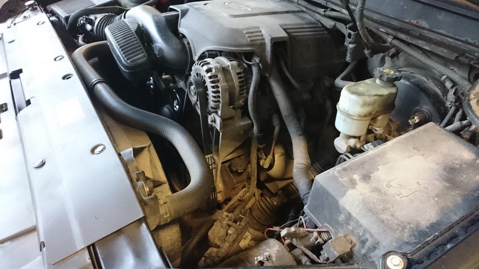 Замена ремней и роликов — Chevrolet Avalanche (GMT900), 5,3 л, 2007 ...