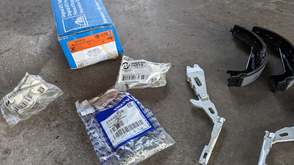 Как Вольво "не гниет". Или почему в порогах дыры — Volvo XC90 (1G), 2,4 ...