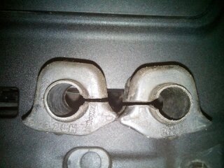 Замена втулок стабилизатора — Toyota Corolla (140/150), 1,6 л, 2010 ...