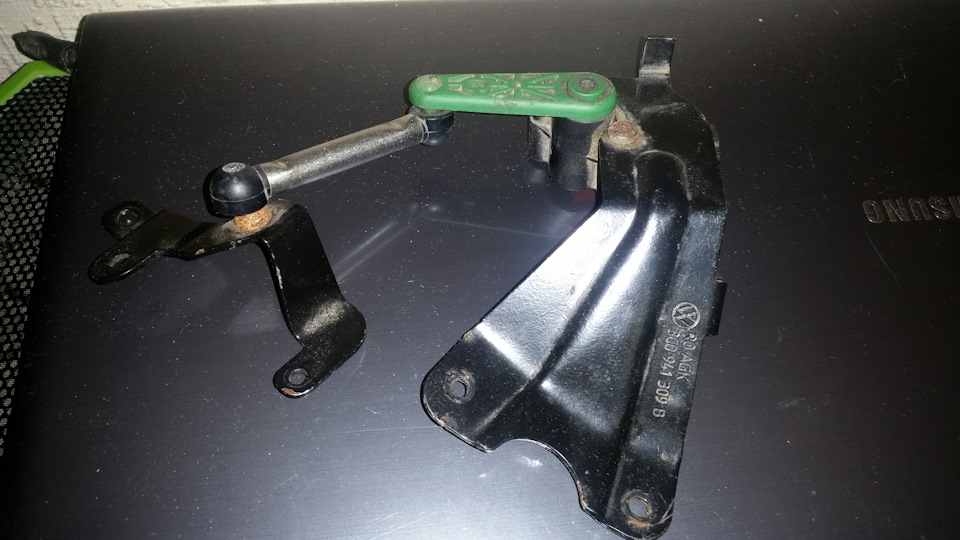 Датчики адаптивной подвески DCC — Volkswagen Tiguan (1G), 2 л, 2012 ...