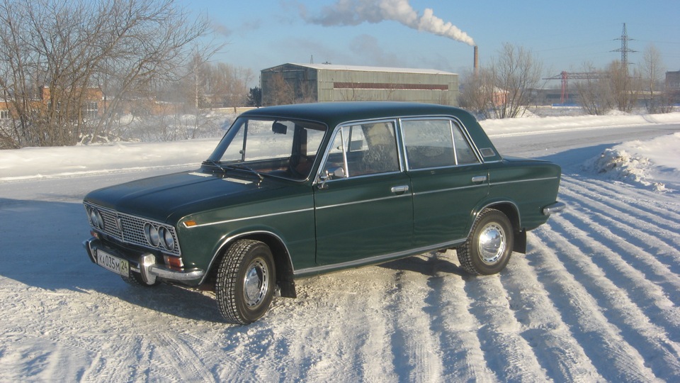 Из 1973 в 2013+стикер бомб)) — Lada 2103, 1,5 л, 1973 года | другое | DRIVE2