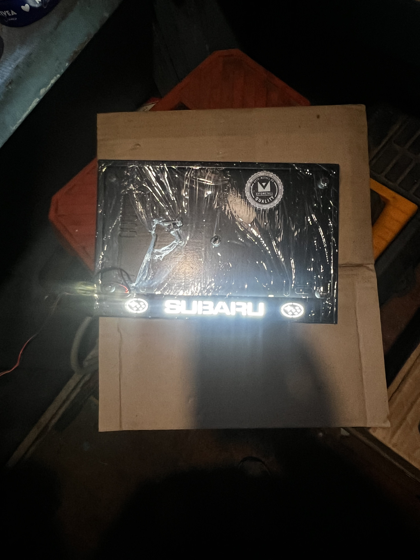 Номерная рамка в подсветкой — Subaru Outback (BP), 2,5 л, 2008 года ...