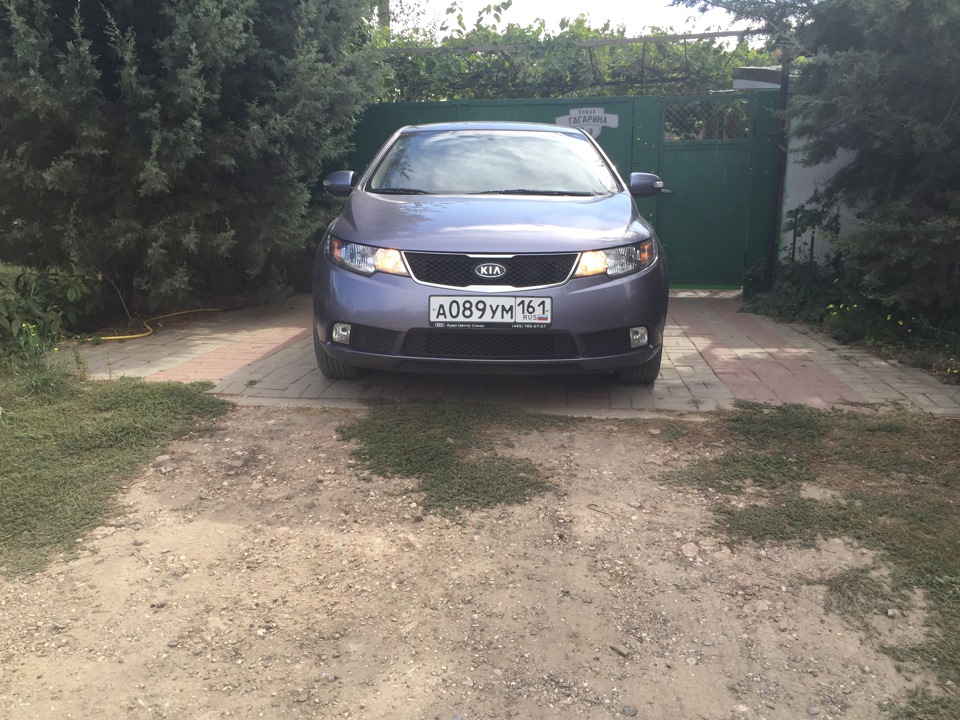 Установил контроллер ламп дневного движения. — KIA Cerato (2G), 1,6 л ...